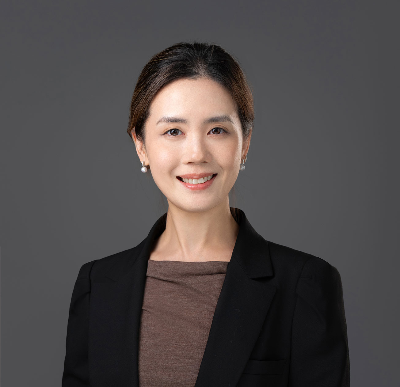 Sarah Chen | Team | Warburg Pincus