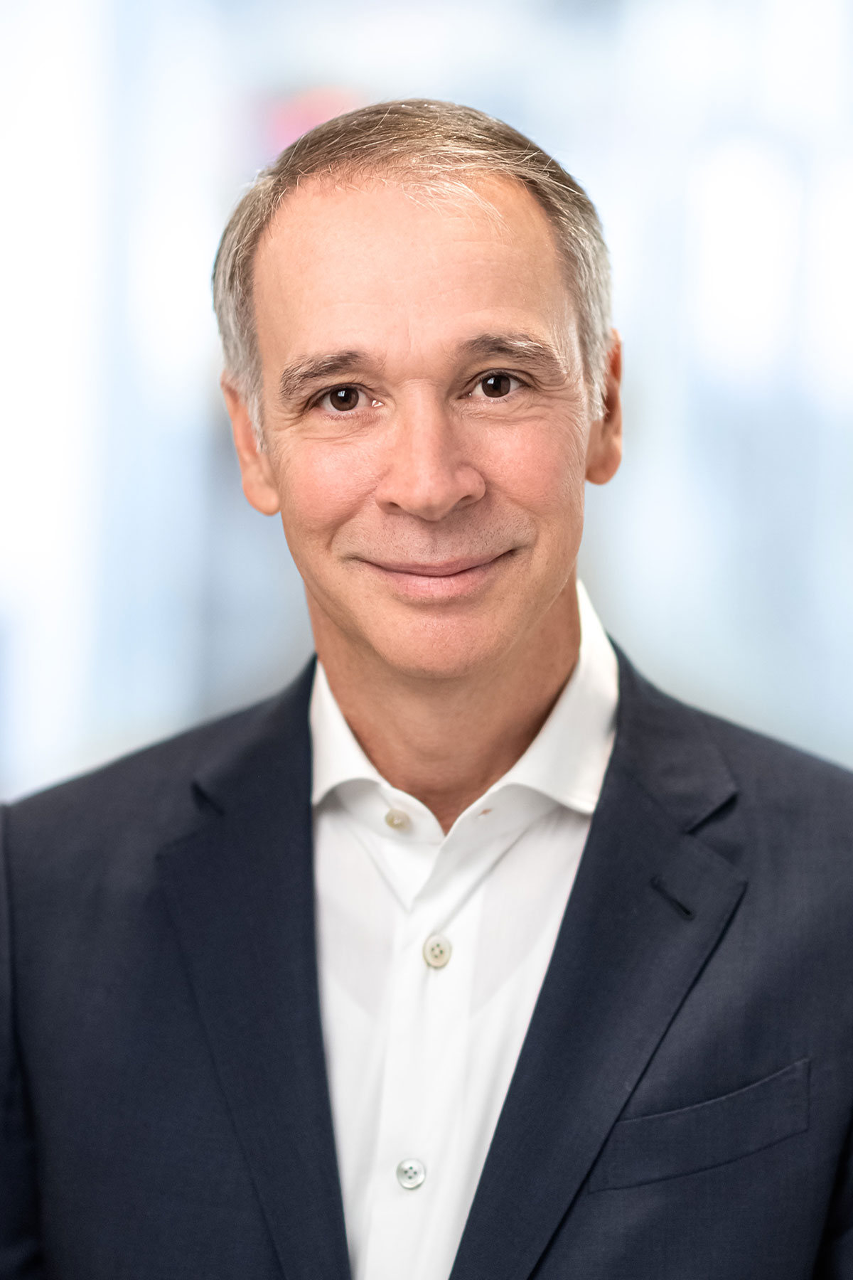 Jim Neary | Team | Warburg Pincus