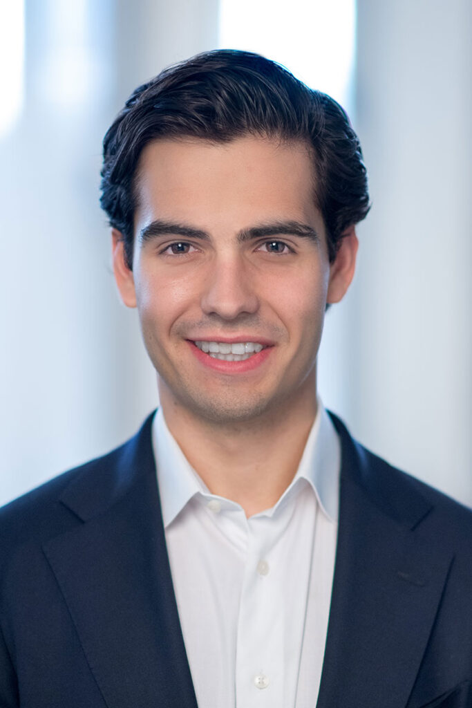 Willem Vroom | Team | Warburg Pincus